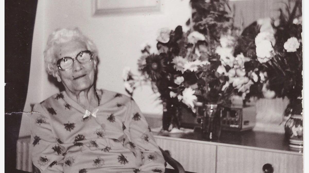 Božena Kamenická "Bába Radnická": The Forgotten Czech Herbalist and Her ...